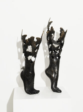 Flying Feet Black - Gallery van Dun